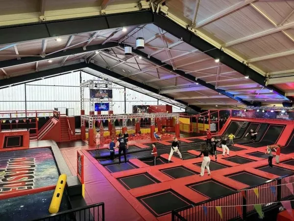 EasyJump Trampolinpark Grömitz ⇒ Spaß & Action für die ganze Familie